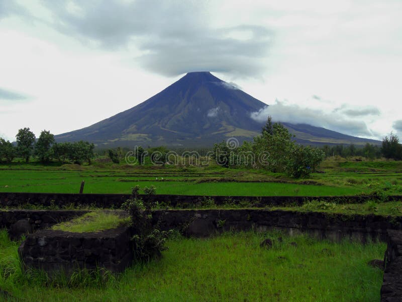 Extreme Weather in the Philippines Causes Severe Flooding on Mindoro ...