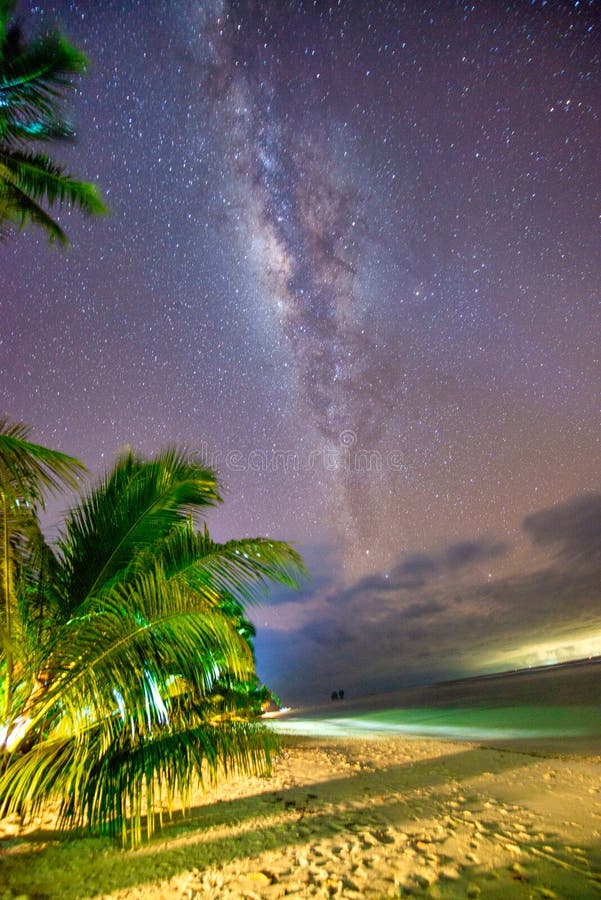 20,870 Tropical Island Sky Night Stock Photos - Free & Royalty-Free ...