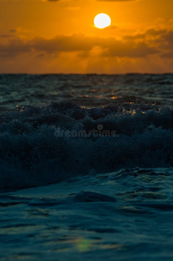Amazing Sea Sunset, the Sun, Waves, Clouds Stock Photo - Image of cloud ...