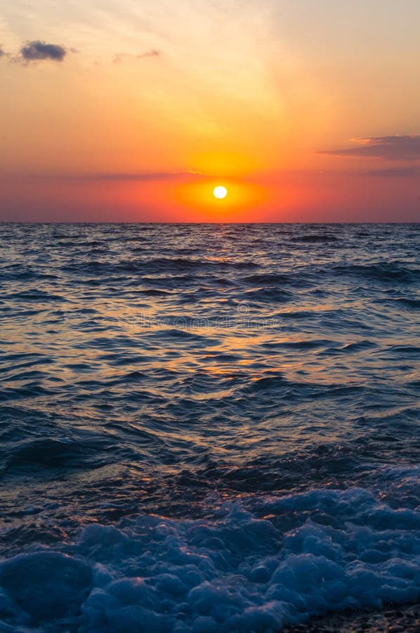 Amazing Sea Sunset, the Sun, Waves, Clouds Stock Image - Image of dusk ...