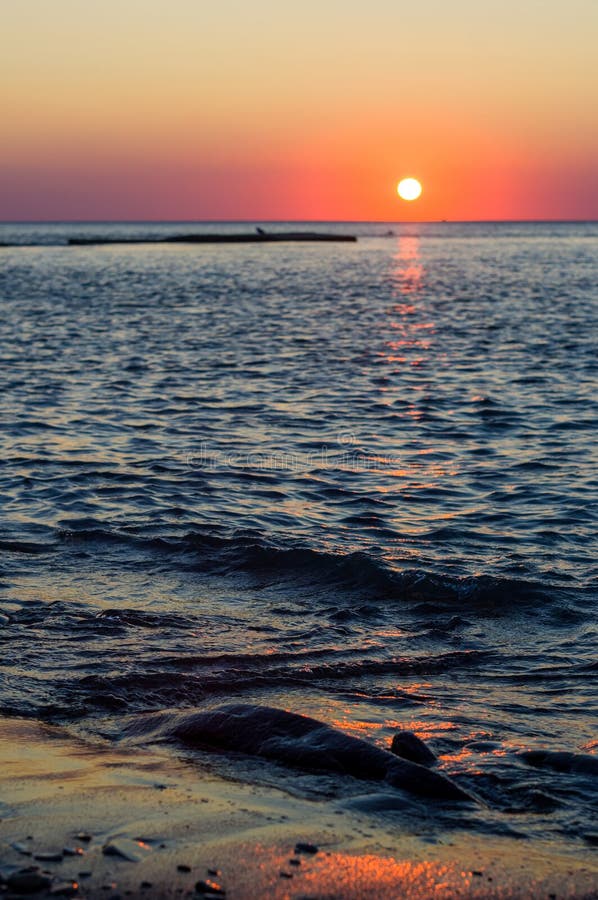 Amazing Sea Sunset, the Sun, Waves, Clouds Stock Photo - Image of blue ...
