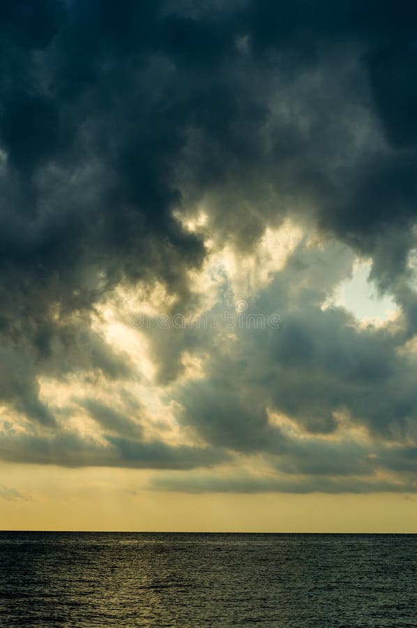 Amazing Sea Sunset, the Sun, Waves, Clouds Stock Image - Image of blue ...