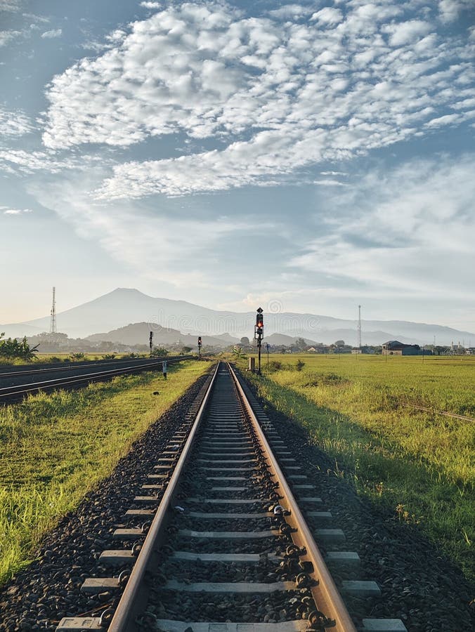 Amazing View Mountains Train Tracks Stock Photos - Free & Royalty-Free ...