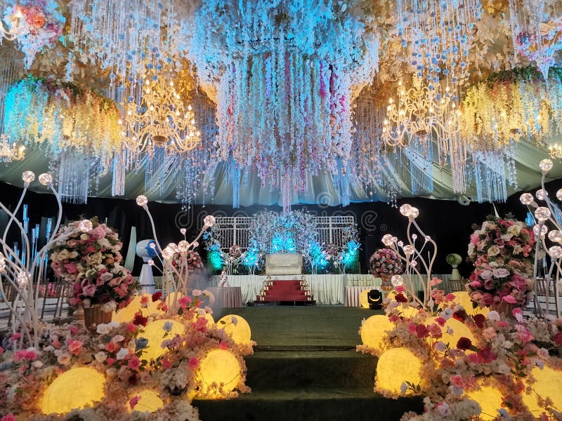 Glamorous Wedding Decorations Stock Photo - Image of place, wedding ...