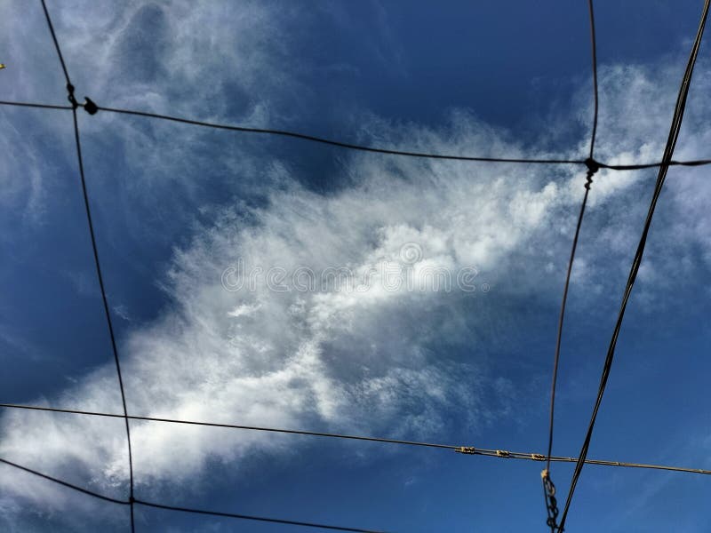 An Amazingly Terribly Beautiful Transformation of Clouds in a Dark Sky ...