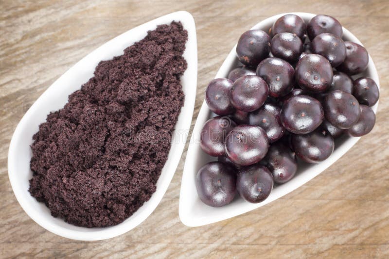 The Amazon Acai Fruit - Euterpe Oleracea Stock Photo - Image of organic ...