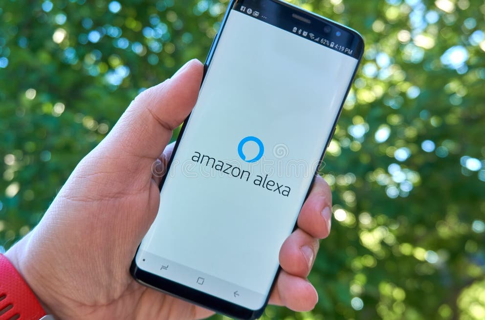 Amazon Alexa Mobile App on Samsung S8. Editorial Image - Image of icon ...