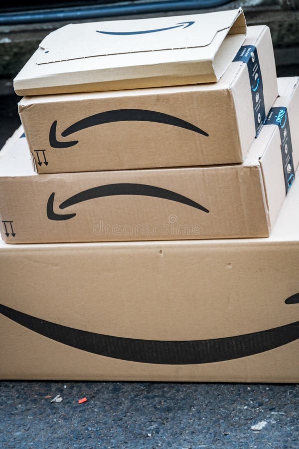Amazon delivery editorial photo. Image of delivery, editorial - 170940741