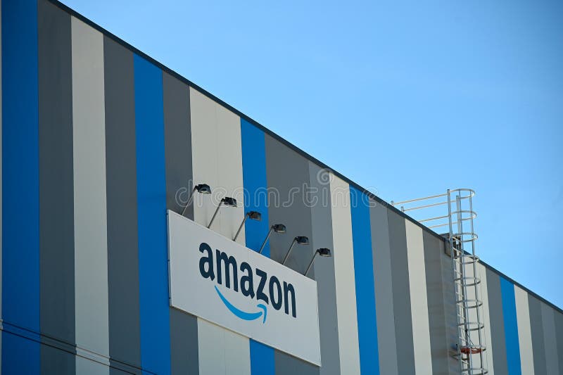Amazon logistic center editorial photo. Image of adversity - 50800006
