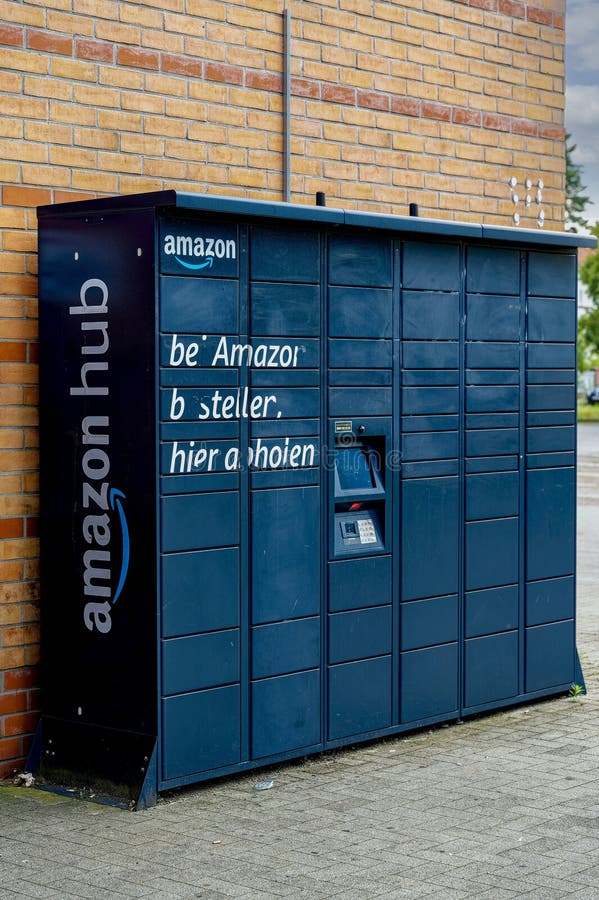 Amazon Lockers for Parcels of Customers Editorial Photo - Image of send ...