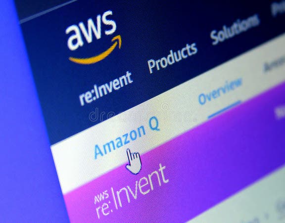 Amazon Q AI chatbot editorial photography. Image of website - 298940537