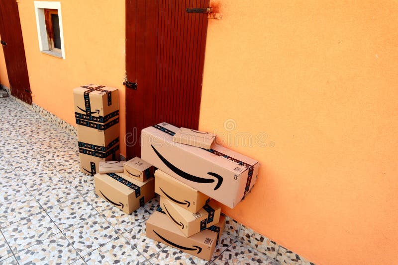 AMAZON Shipping Cardboard Boxes Editorial Stock Photo - Image of amazon ...