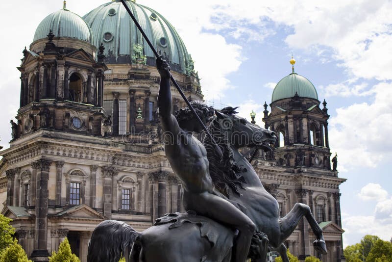 Amazon Statue in Front of Altes Museum Editorial Image - Image of ...