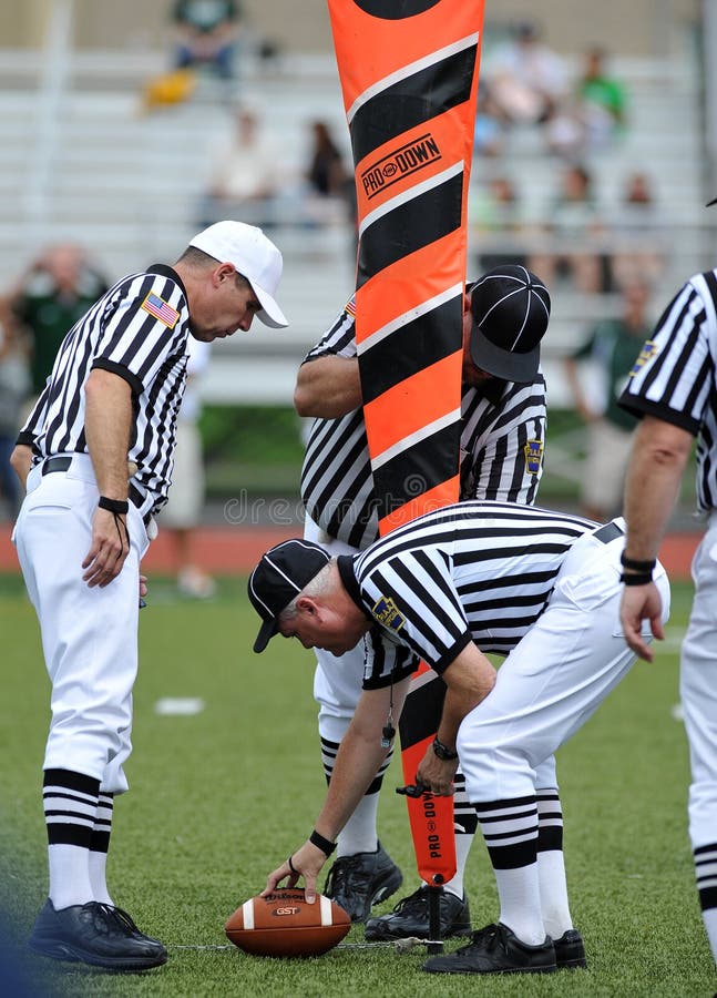 American Football Officials Measure for First Down Editorial Photo ...