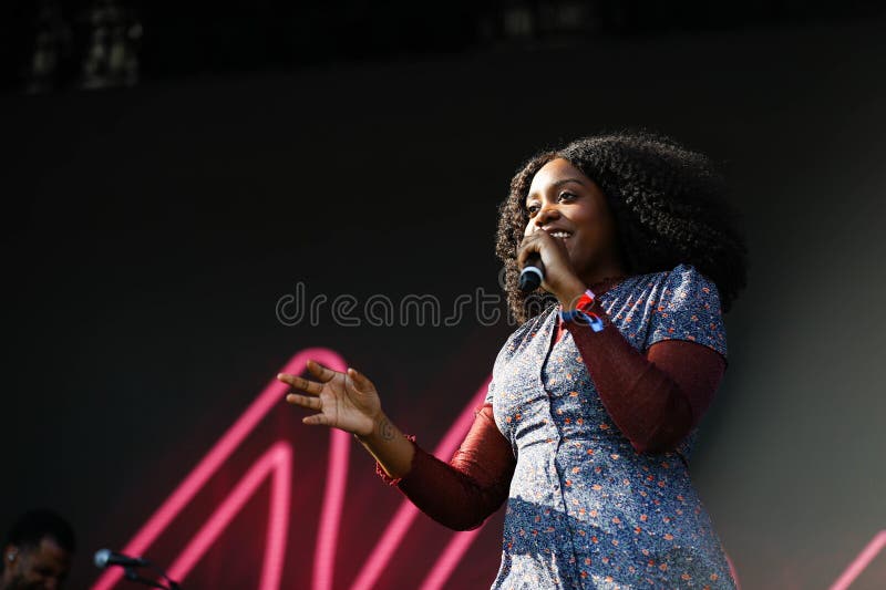 Noname in Concert at Boston Calling Editorial Image - Image of calling ...