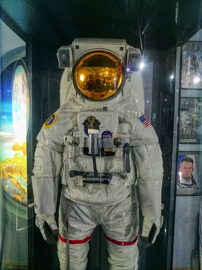 American Space Man in Museum Editorial Image - Image of space, museum ...