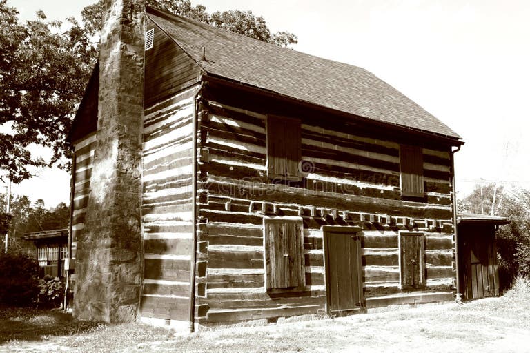 Americana Architecture - Cabin 1 Stock Photo - Image of cottage ...