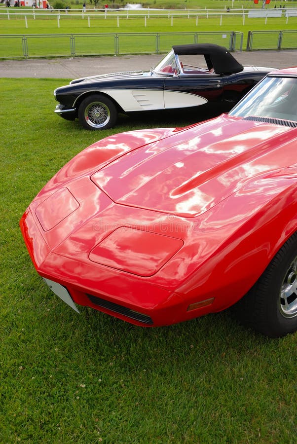 Amerikanische Sportautos stockbild. Bild von gehäuse, technik - 3366605