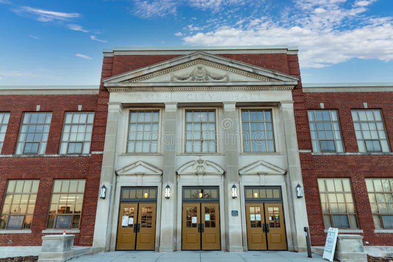 Ames City Hall editorial image. Image of people, architecture - 204686845