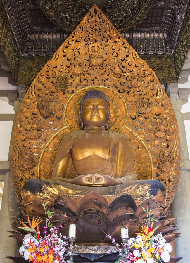 Amida stock afbeelding. Image of gezicht, goud, boedha - 31971815