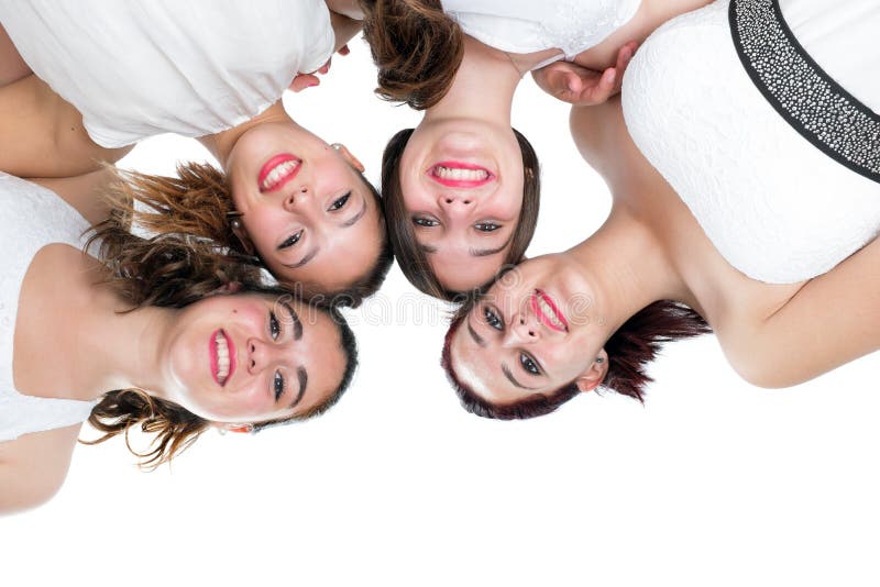 Quatro Amigas Que Saltam Na Praia Imagem de Stock - Imagem de fêmeas ...