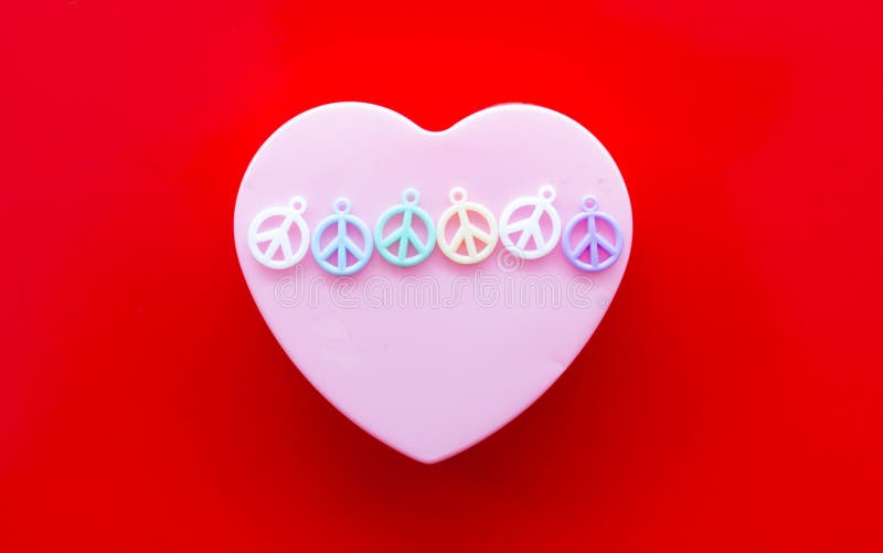 Amore e pace fotografia stock. Immagine di speranza, pacifista - 44718028