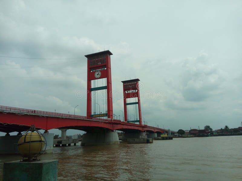 Ampera bridge editorial stock image. Image of icon, line - 131473429