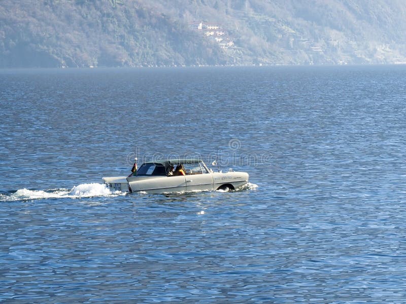 Amphibious Vehicle in Navigation Editorial Image - Image of dongo ...