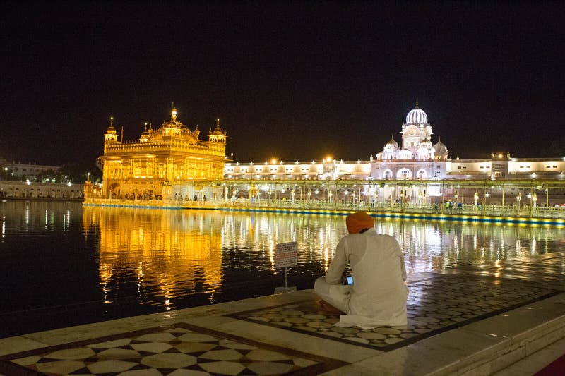 Amritsar India April 25 2018. Golden Temple Amritsar India Editorial Image - Image of amritsar ...