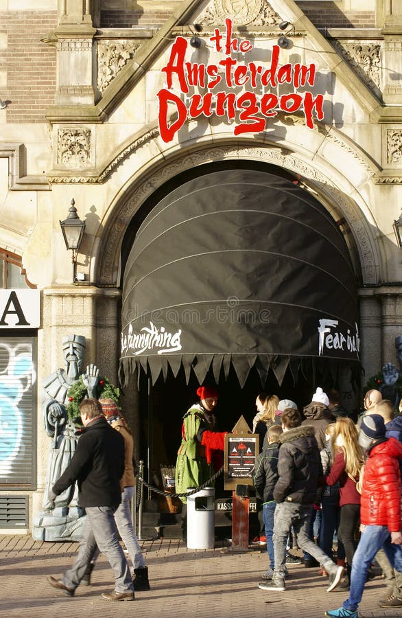 Amsterdam Dungeon editorial stock image. Image of tourists - 48816644