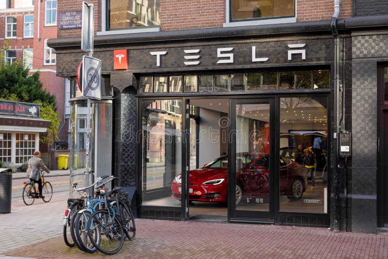 AMSTERDAM, NETHERLANDS . Tesla Motors Storefront in Amsterdam ...