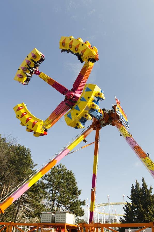 Amusement park ride editorial photo. Image of amusement - 38757651