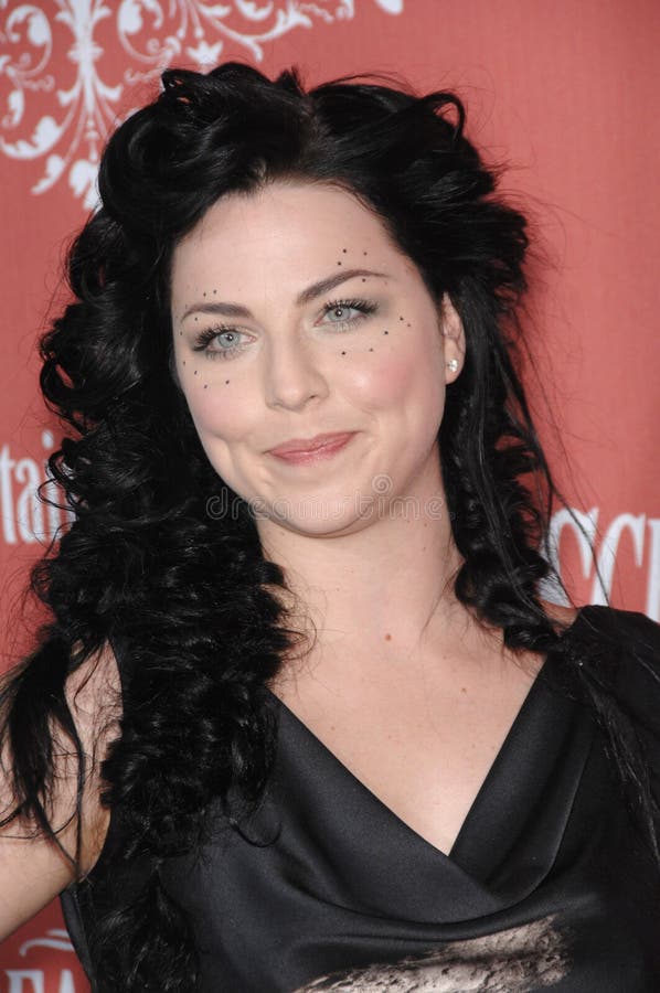 Amy Lee editorial image. Image of awards, comic, scream - 24000860