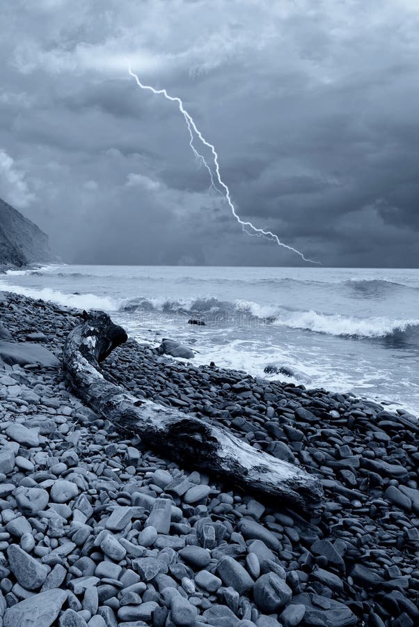 Amzing sky on the ocean stock photo. Image of shore, ocean - 20998864