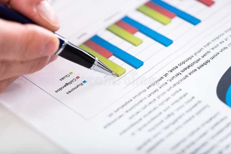 Analyse graphique image stock. Image du résultats, revue - 62147397