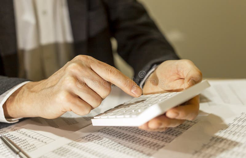 Analysing of Accounting and Financial Documents, Diagrams with ...