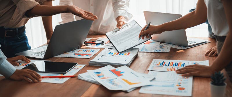 Analyst Team Utilizing BI Fintech To Analyze Financial Dashboard ... Analyst Team Utilizing BI Fintech To Analyze Financial Dashboard ...