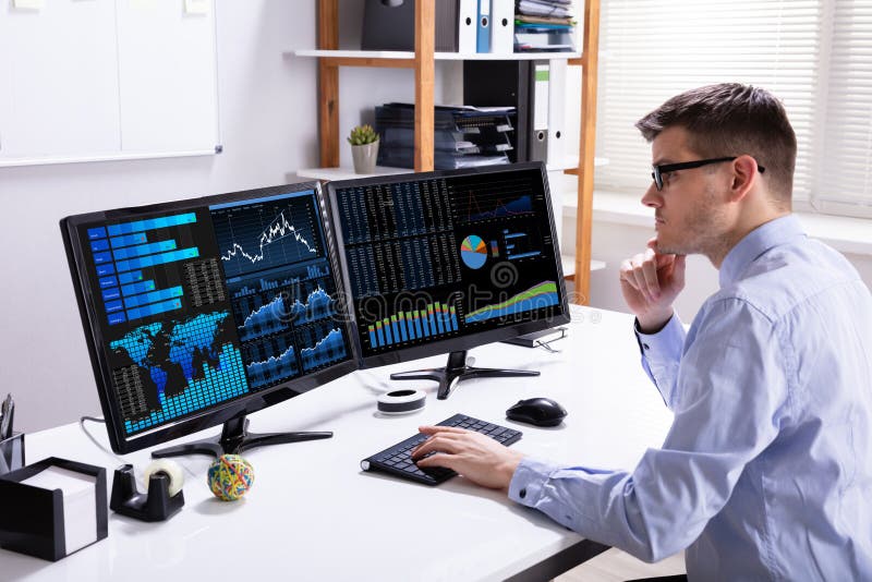 Analyzer Examining Graph on Computer Stock Image - Image of financial ...