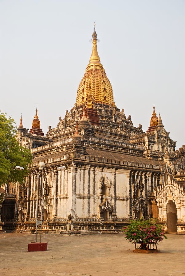 Ananda Temple stock photo. Image of gold, culture, holidays - 14885026