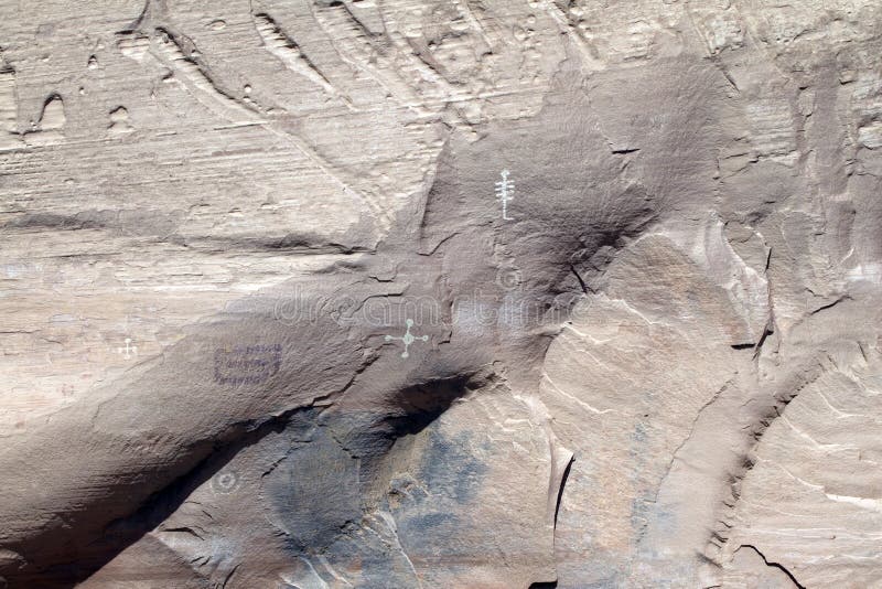 Anasazi Pictographs at Canyon De Chelly Stock Image - Image of anasazi ...