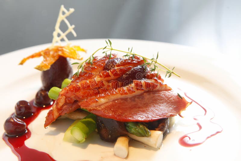 Anatra affumicata fotografia stock. Immagine di frutta - 14217242