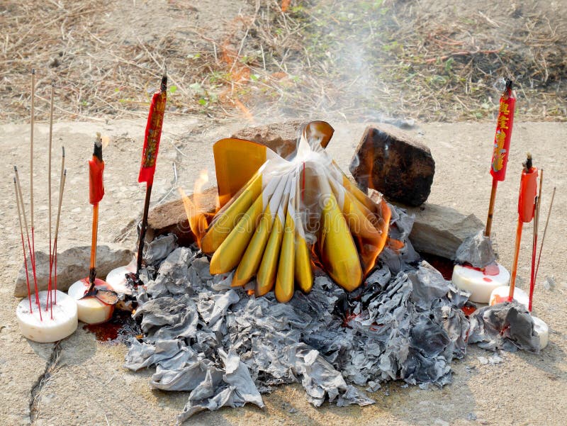 Ancestor Offering Burning at Grave Site Stock Photo - Image of paper ...