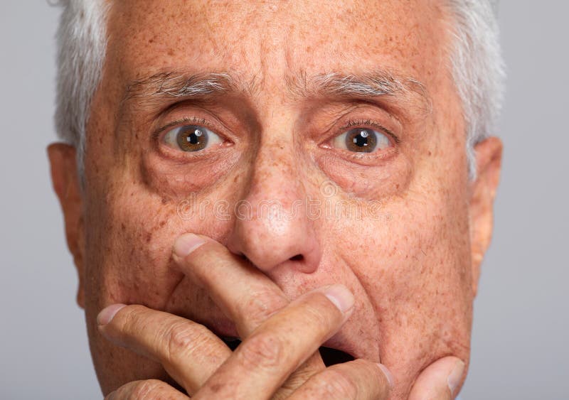 Medo Receoso Assustado Do Homem Foto de Stock - Imagem de macho ...