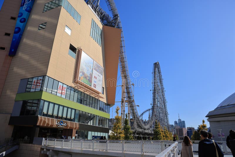 The Ancient Architecture in Modern Metropolis, Tokyo, Japan Editorial ...