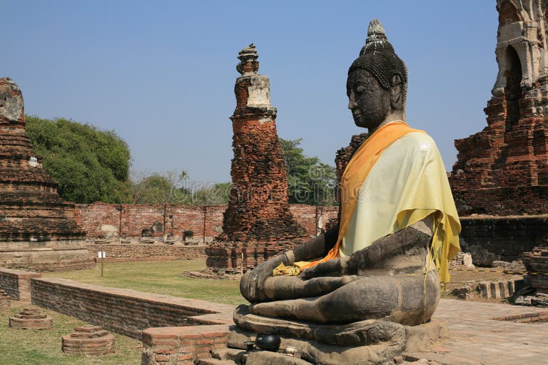Ancient Big Buddha Statue at Ruined Temple Stock Photo - Image of ...