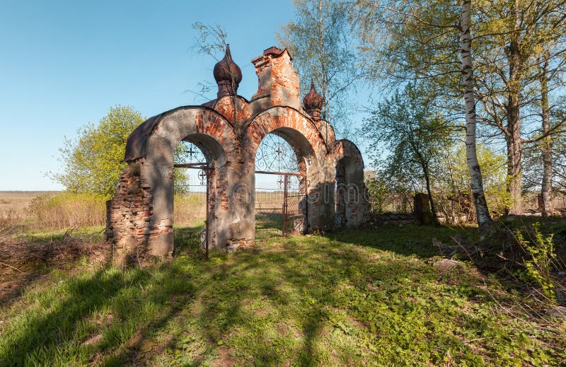 Ancient Brick Entrance Gates To the Old Cemetery Stock Image - Image of ...