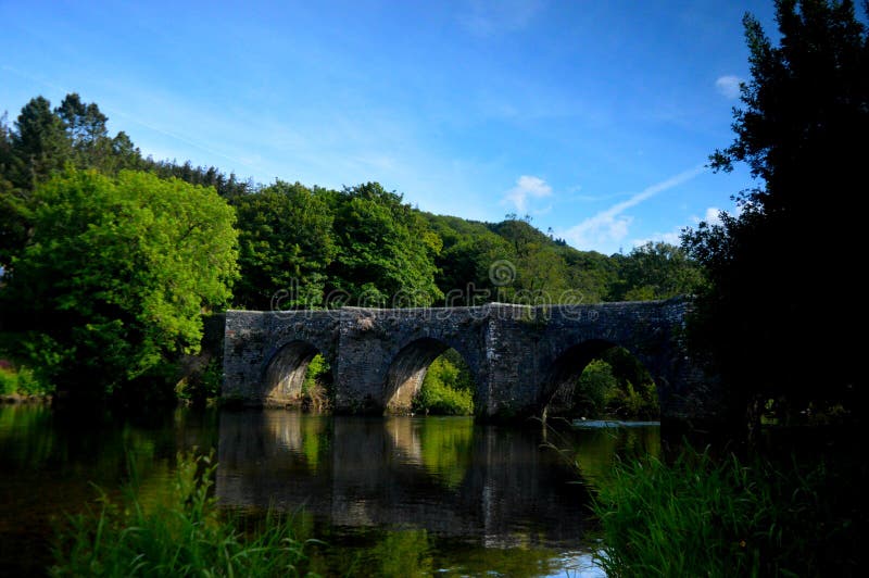Staverton Bridge between Dartington , Devon Stock Image - Image of ...