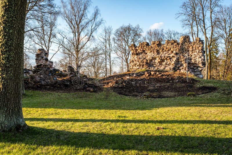 Ancient Castle Wall Ruins on Sunny Day with Green Grass Field Stock ...