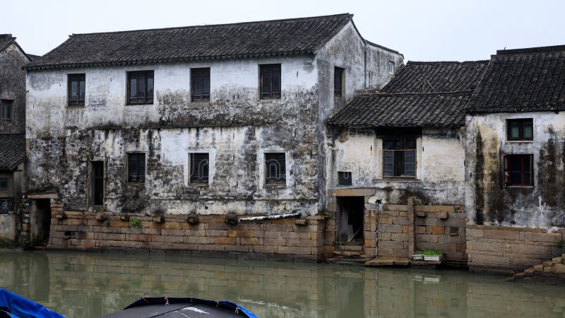 Ancient Chinese building stock image. Image of screens - 233842097