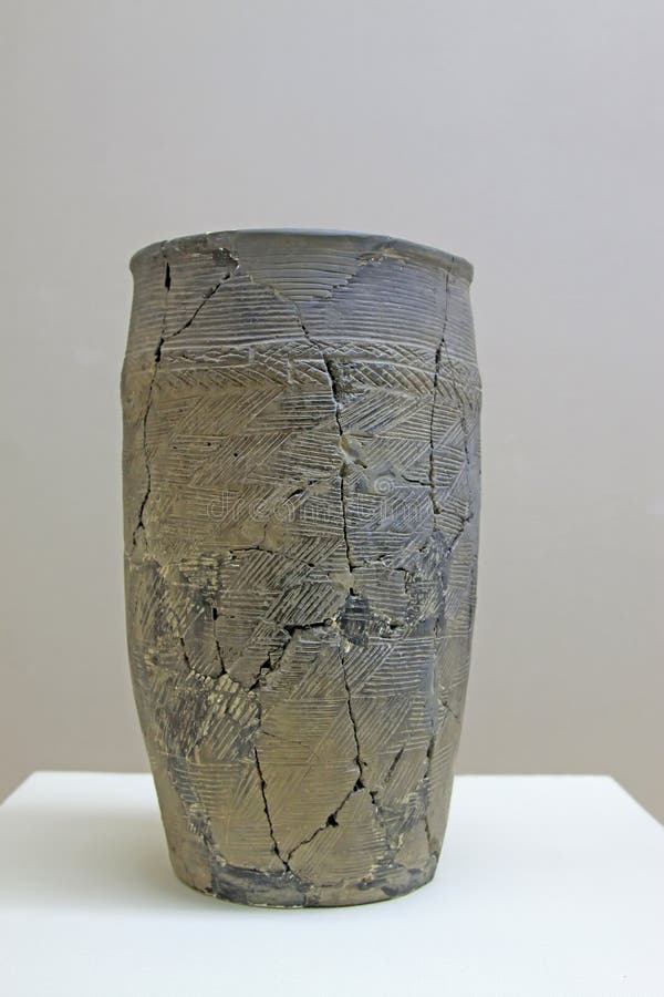 Ancient Chinese Pottery Ware Editorial Photo - Image of nostalgia ...
